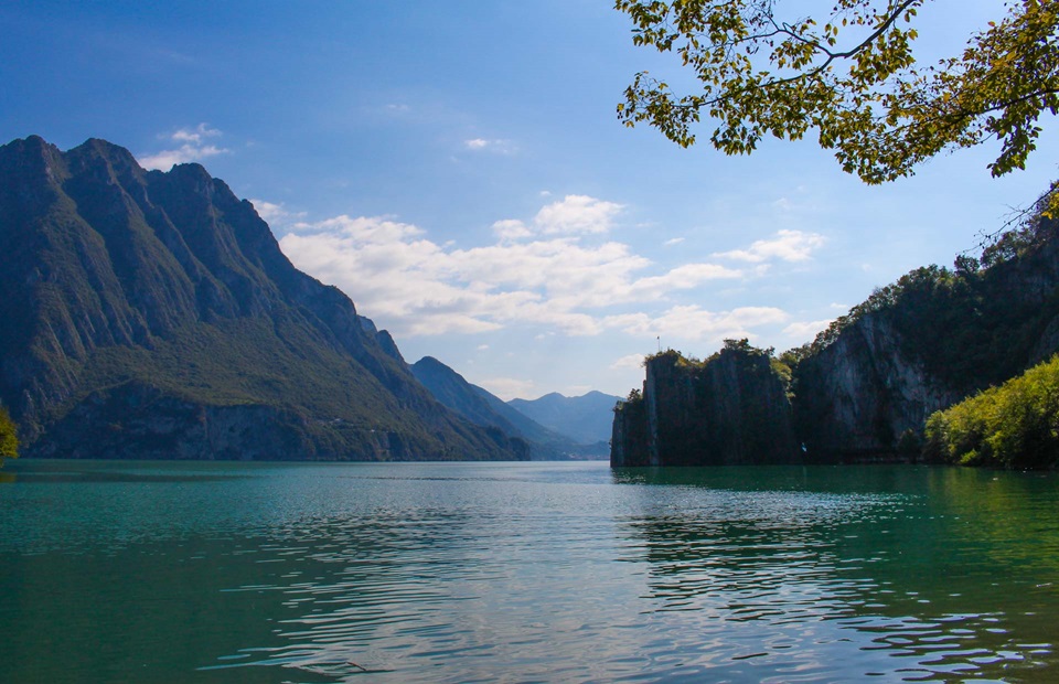 La baia del Bogn, un angolo di Thailandia sul lago di Iseo – On the road